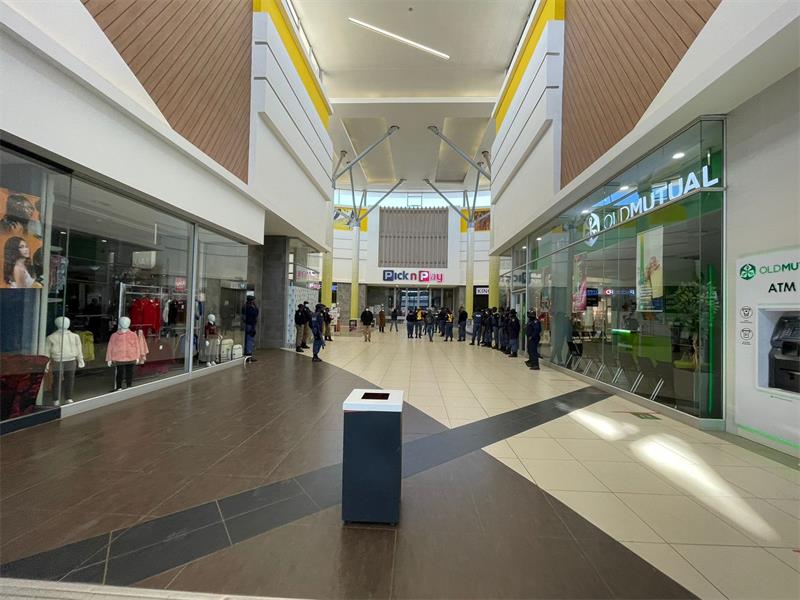 Cele visits Nkomo Village mall after being looted | Rekord