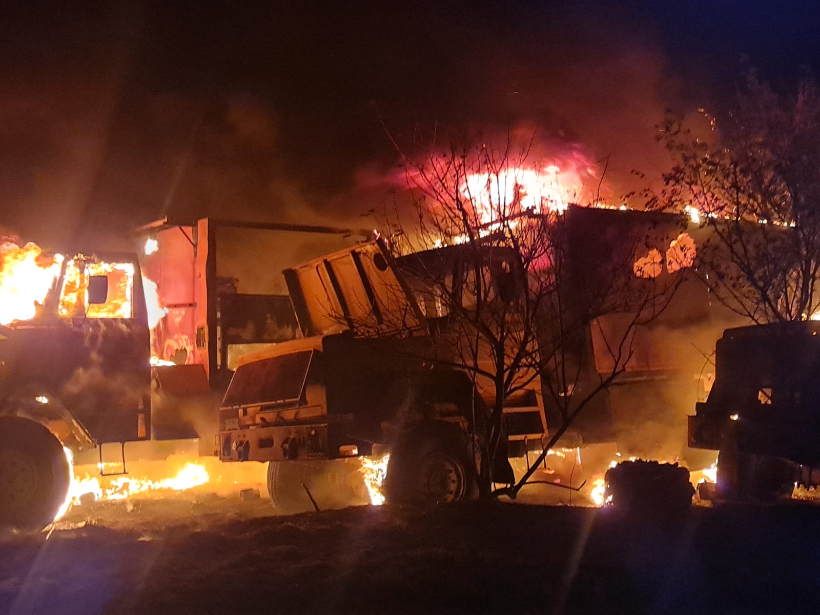 Wallmansthal military vehicles burn | Rekord
