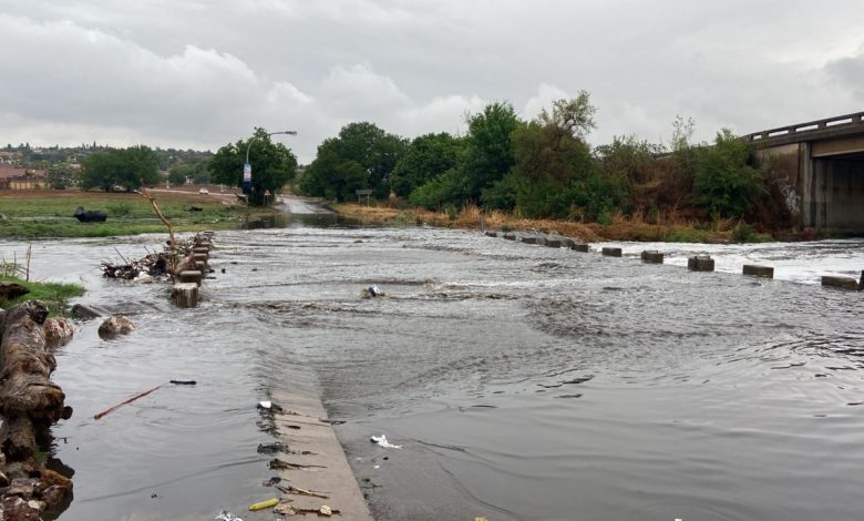 Some low water bridges in Centurion flooded | Rekord