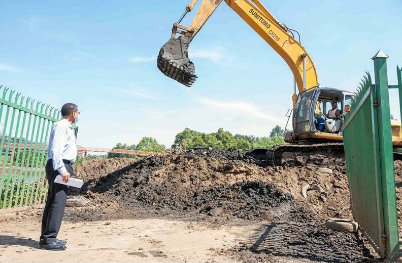 Metro prevents Centurion lake from flooding, mayor conducts oversight ...