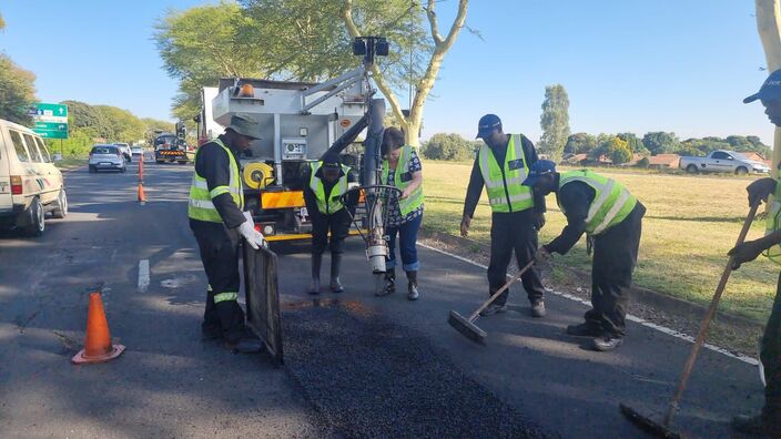 Metro’s jet patcher making inroads with pothole repairs | Rekord