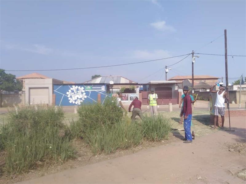 Nellmapius residents revamp community park | Rekord