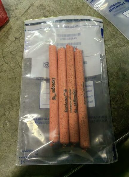 Man (32) arrested with explosives and illicit cash | Rekord