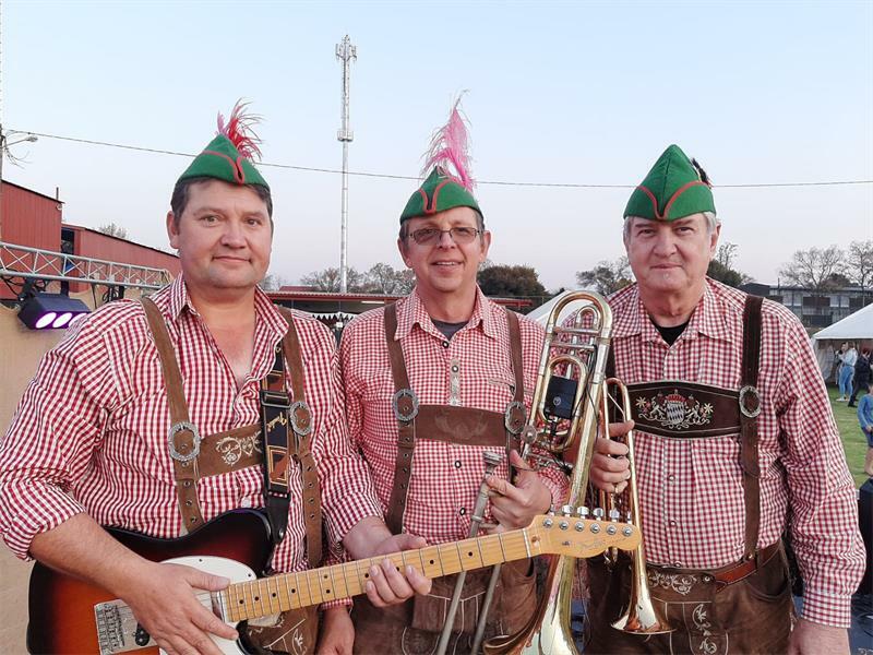 Oompah - foot-tapping sounds to get the happy juice flowing | Rekord