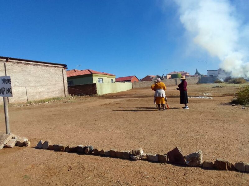Mabopane community and neighbourhood watch clear illegal dumpsite | Rekord