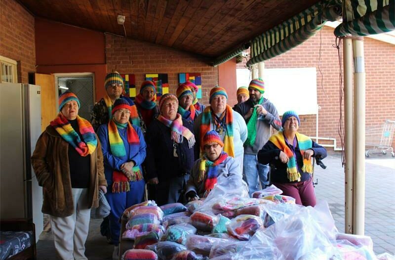 Centurionites knit for Prinshof home | Rekord