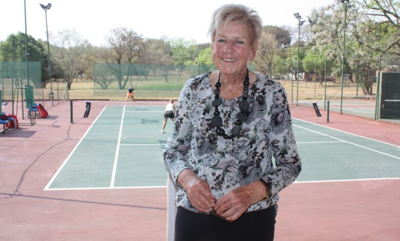 Tennis legende gesels oor haar kleurryke loopbaan | Rekord