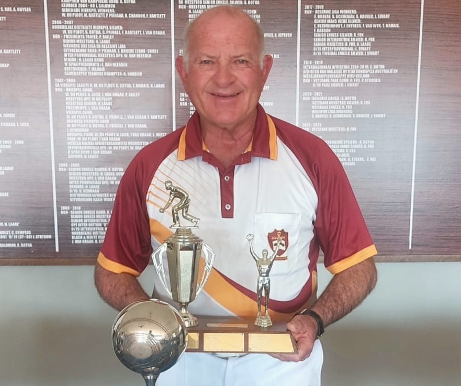 Uitsonderlike rolbal prestasie vir oud weermag-offisier | Rekord