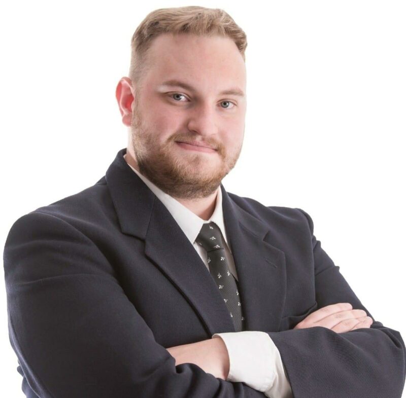 Local councillors encourage youth to register to vote | Rekord