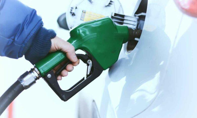 Positive fuel price outlook for motorists in June - AA | Rekord