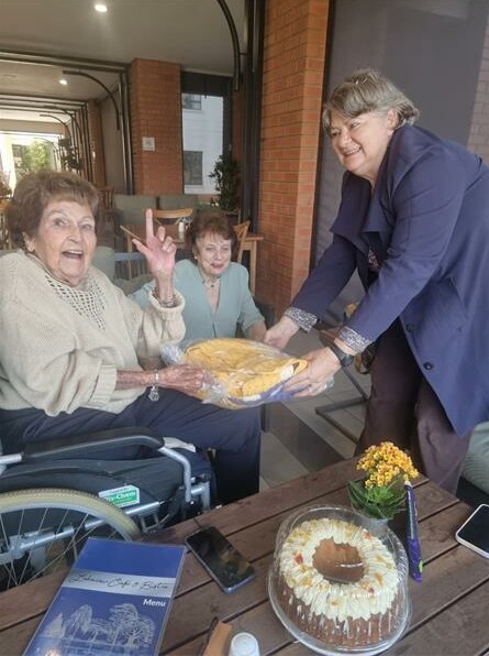 Rotary club celebrates 90th birthday of long-serving member | Rekord