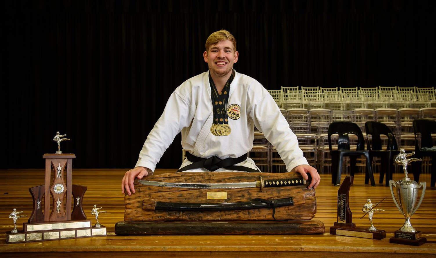 Jong karateka van die Moot maak geskiedenis | Rekord