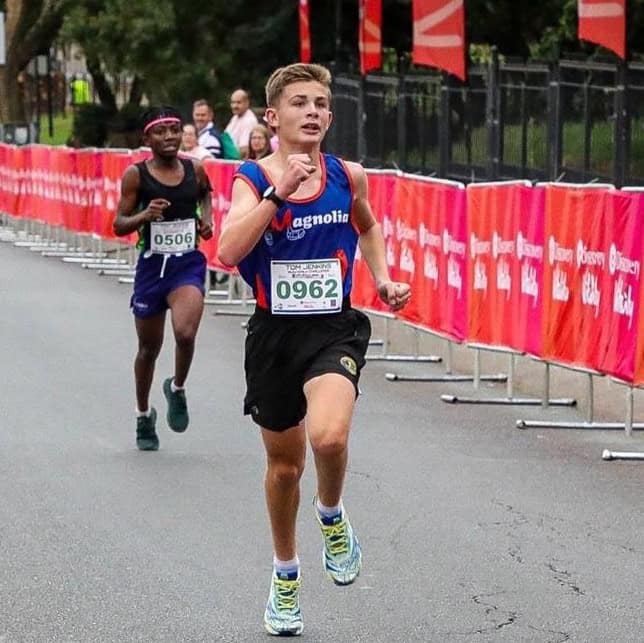 Oos-Moot leerling deur atletieklub vereer | Rekord