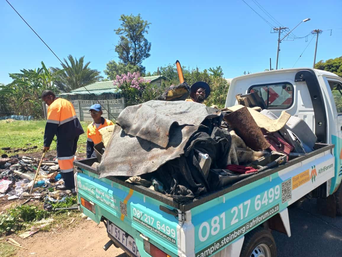 Neighbourhood team leads stormwater drain clean-up in Pretoria North ...
