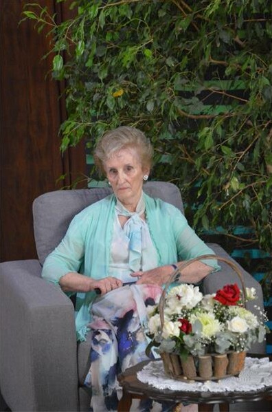 Tannie Dolly groet na 55 jaar agter die orrel | Rekord