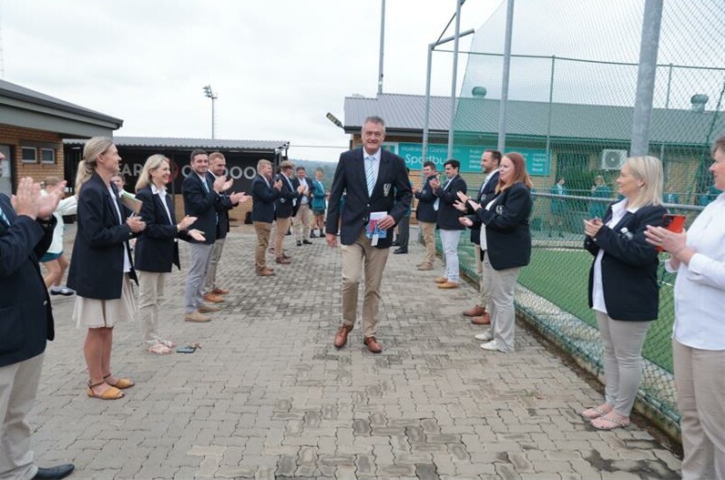 Garsfontein groet 'n legende | Rekord