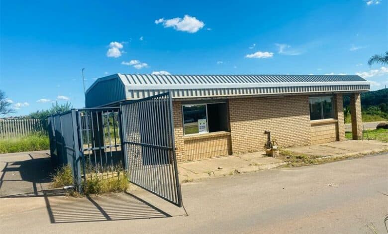 Corruption and dilapidated facilities overrun Waltloo licensing centre ...