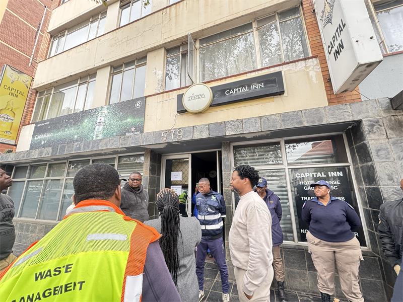 Tshwane operation finds hijacked building with over 300 shacks | Rekord
