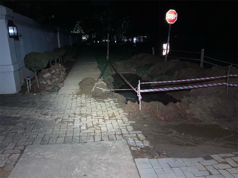 Constant water outages push Julius Jeppe residents to the brink | Rekord