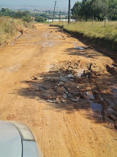 Tshwane acknowledges road issues in Laezonia, outlines interventions ...