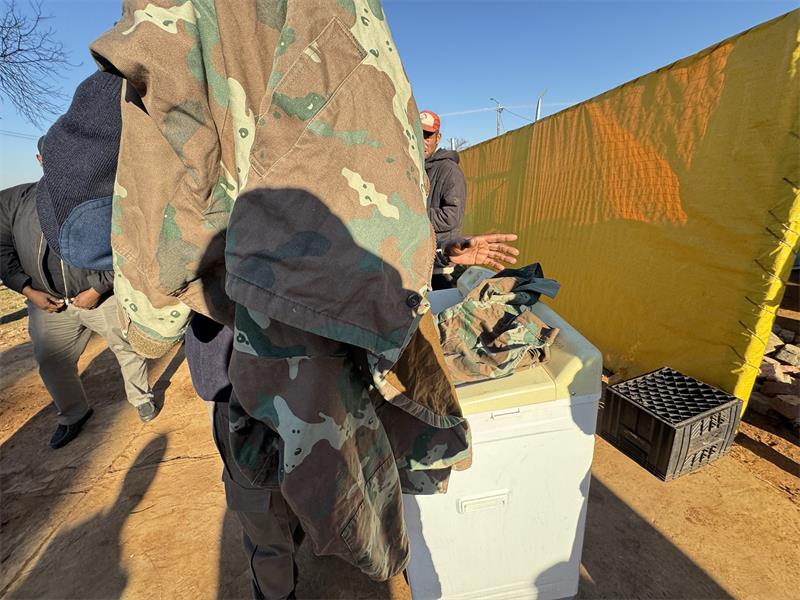 By-law operation uncovers TMPD, SANDF uniforms and firearm in Danville ...