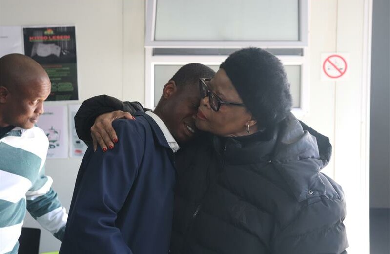 Homeless get more than warmth at shelter | Rekord