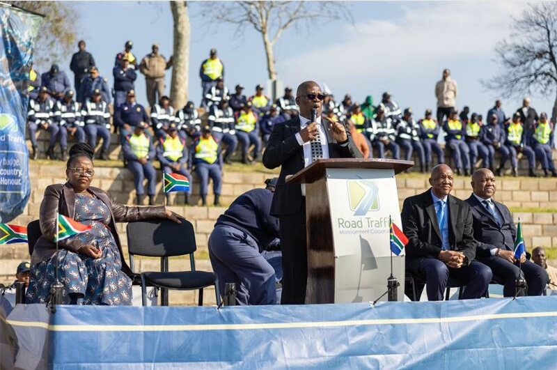 Gauteng launches new high-tech number plate pilot system | Rekord