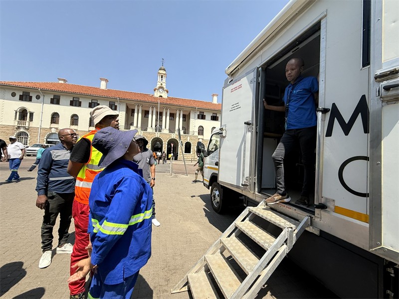 Bosman street operation nets arrests, shop closures | Rekord