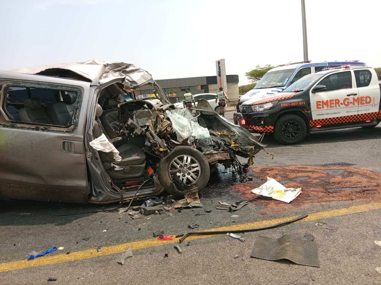 Truck and four cars collide on N1, leaving several injured | Rekord