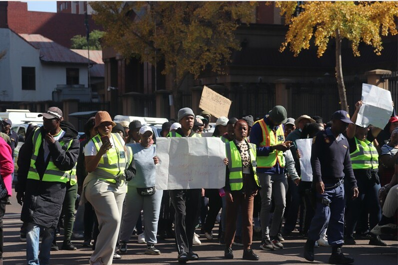 Marabastad tenants march over high rent and poor services | Rekord
