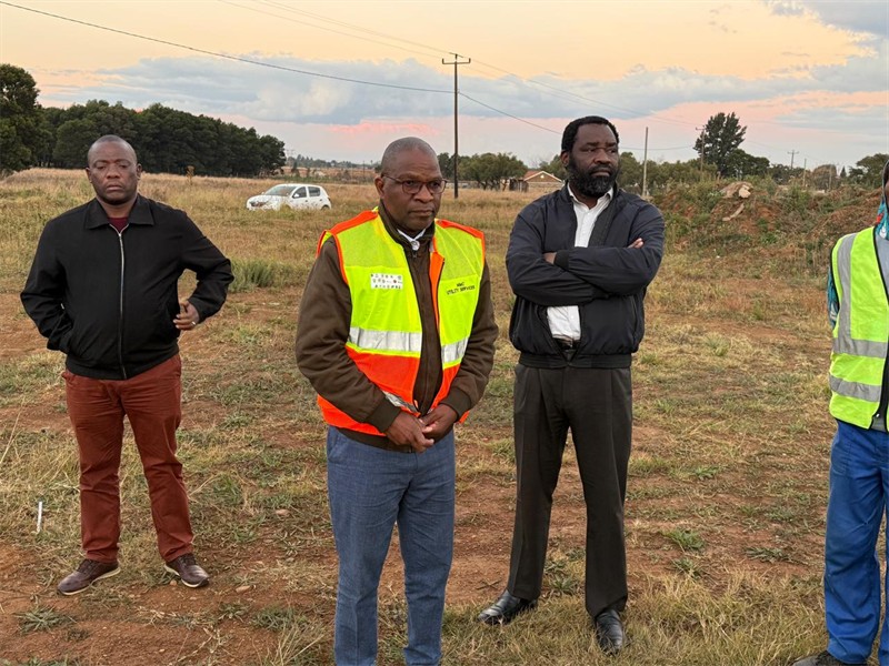 129 new streetlights on Sinovich Drive | Rekord