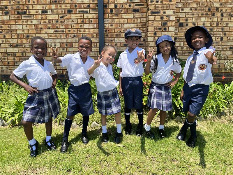 Grade 1s and 8s start the new year with enthusiasm at Northriding ...