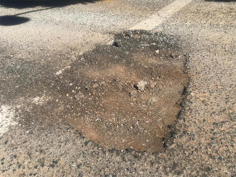 A solution is needed for Oxford Street's deep holes | Randburg Sun