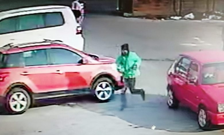 Vrou staar in loop vas tydens vroegoggend roof | Middelburg Observer