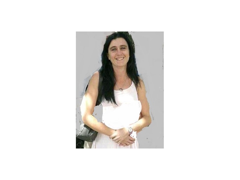 Toegeslaande oë en gebreekte neus - Angie se hel op straat | Middelburg ...