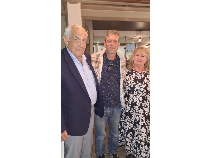 Frik en Wynand by bekendstelling van die boek Onkant | Middelburg Observer
