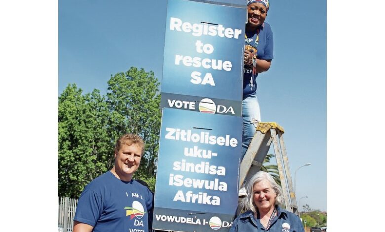 DA unveils 2024 voter registration posters | Middelburg Observer