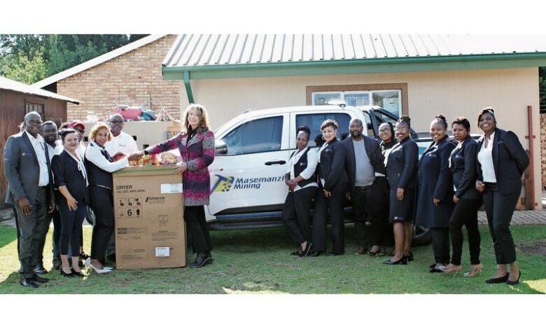 Masemanzi spreads the love | Middelburg Observer