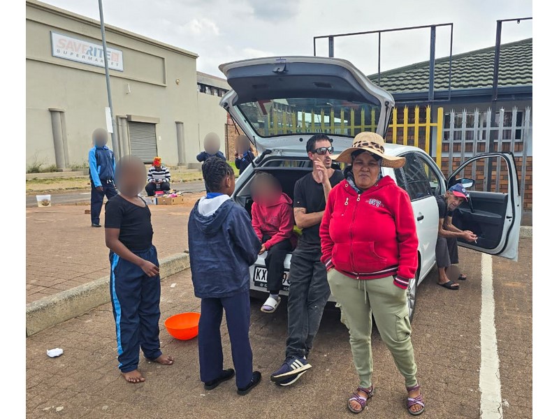 Don’t take candy from strangers! | Middelburg Observer