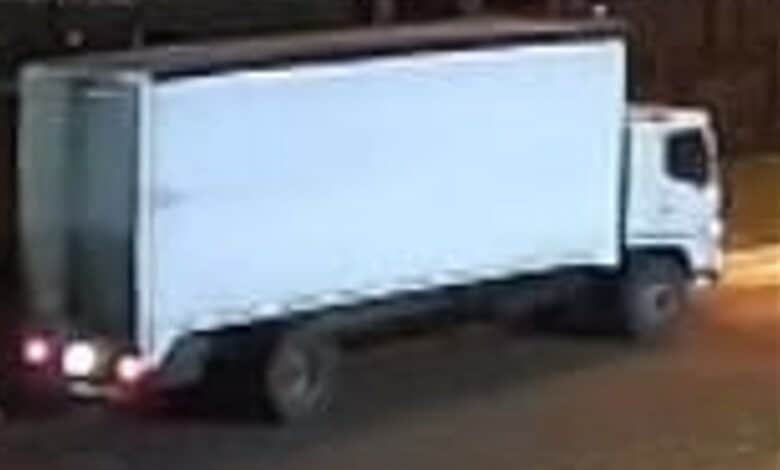 Wit afleweringstrok moontlik gebruik om gesteelde buit te vervoer ...