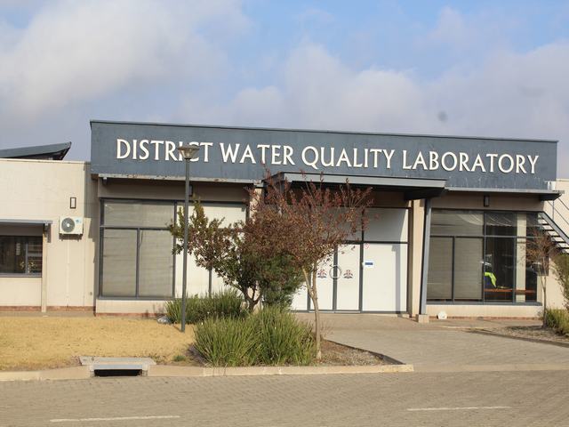 GSDM water quality testing lab gets thumbs up from Sanas | Highvelder News