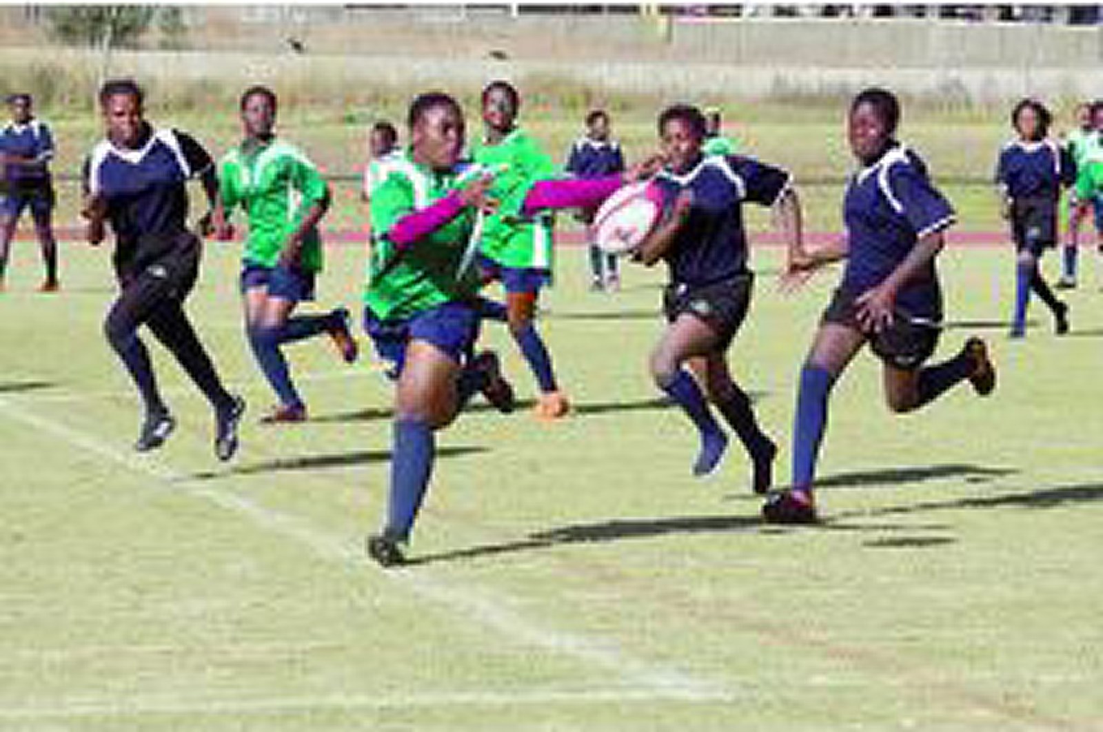 Highveld Secondary School beats Qambekile Primary rugby teams ...