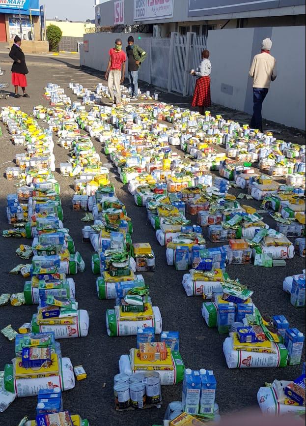 Giving Hands organisation donates over a thousand food parcels in ...