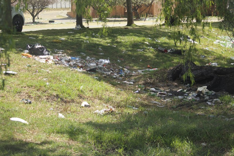 Authorities turn a blind eye to the mess at Pet Dam | Highvelder News