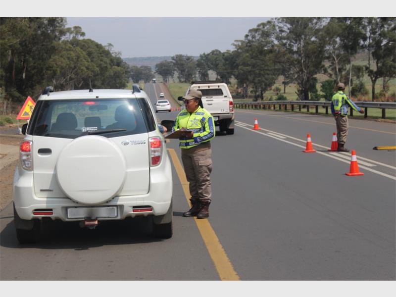 Unroadworthy vehicles suspended during roadblock in Ermelo | Highvelder ...