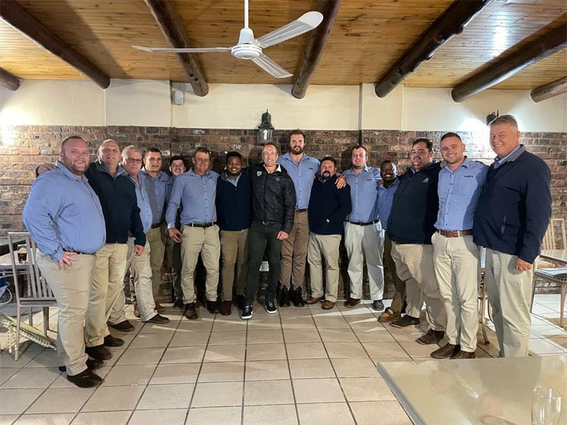 Rugbylegende besoek Ligbron Akademie vir Tegnologie | Highvelder News