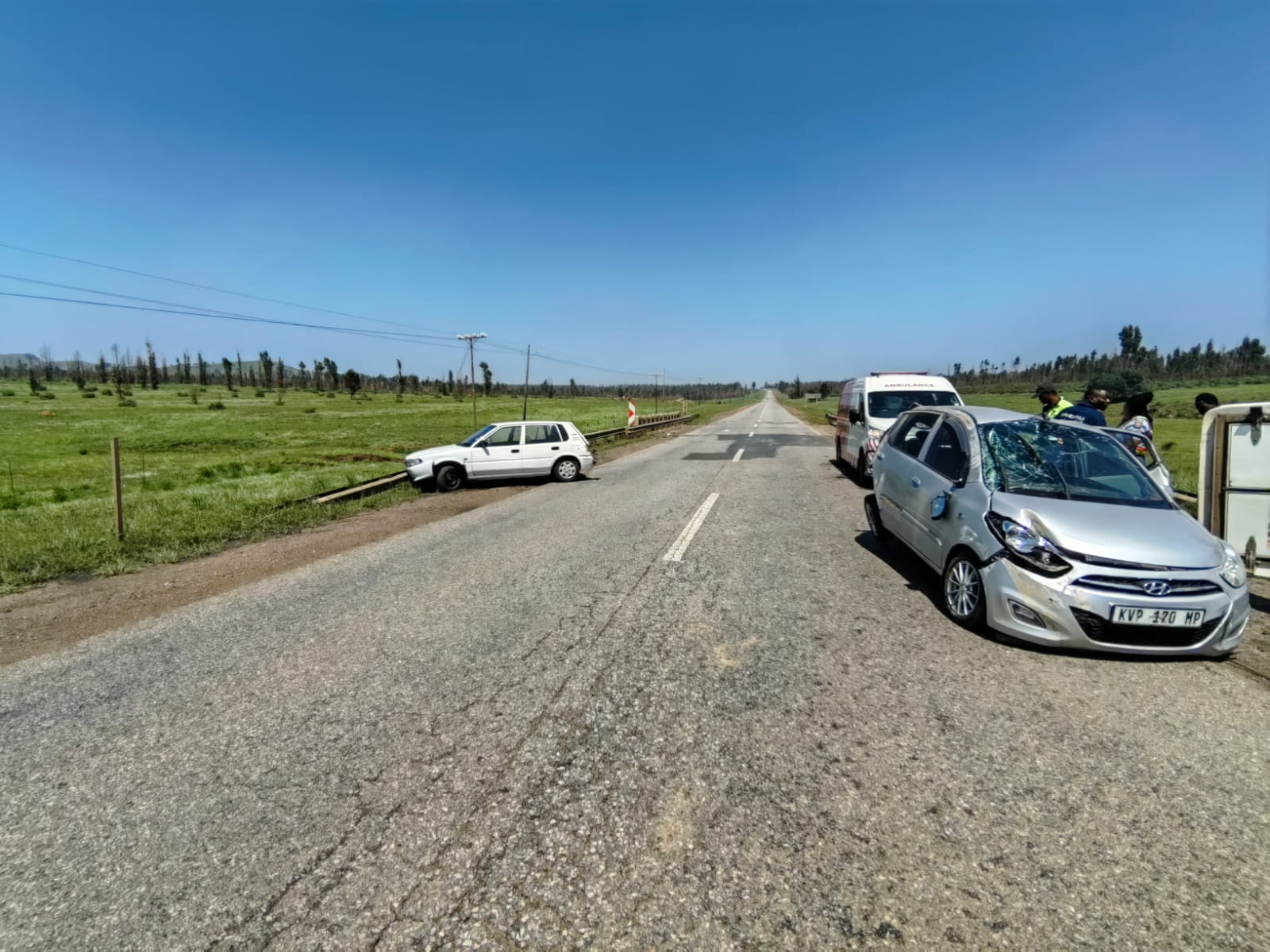Three vehicles involved in accident on N2, 35km from Ermelo ...