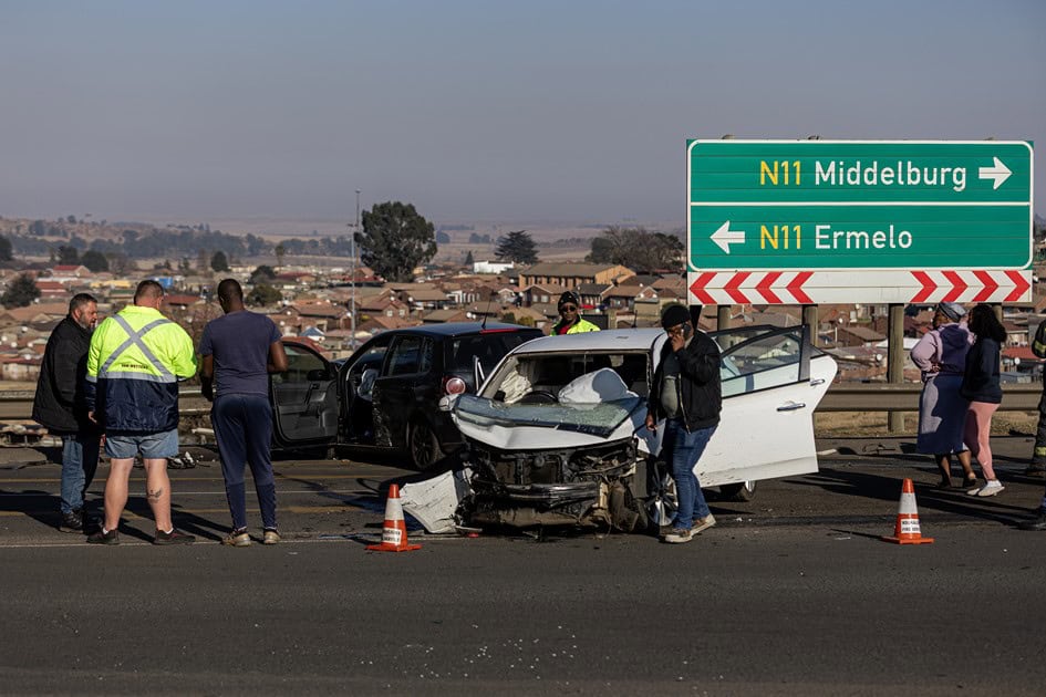 VIDEO - Emergency services respond to N11 accident near Ermelo’s ...