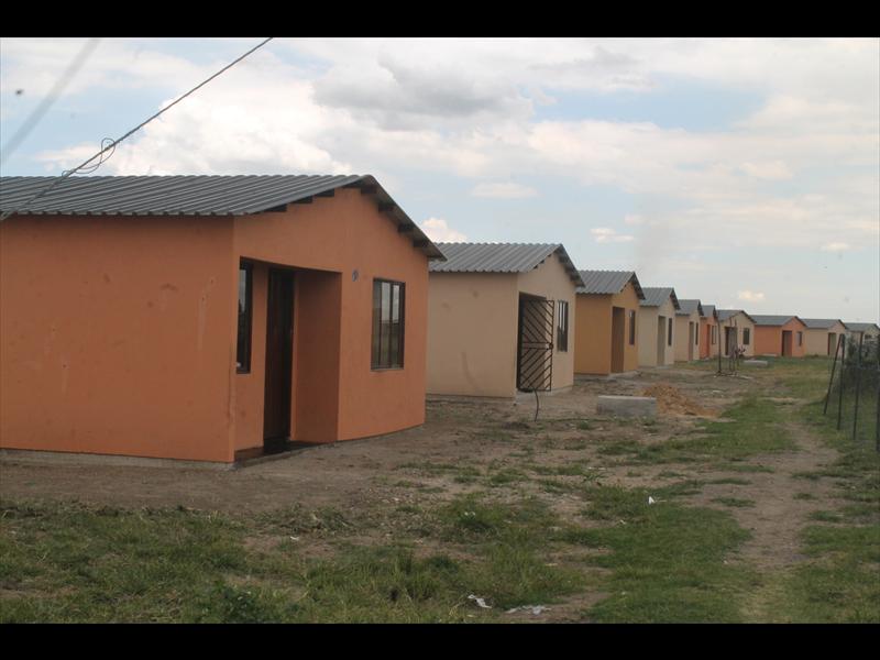 Residents given incomplete RDP houses | Ridge Times