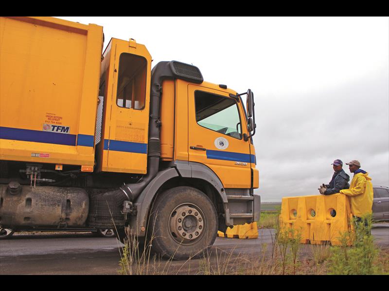 Guidelines when putting out your waste bags for refuse removal | Ridge ...